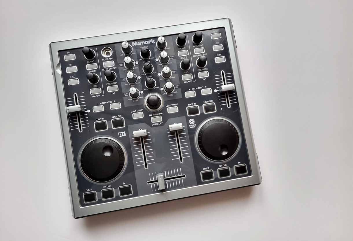 Numark Total Control – Review & Closer look after 15 years! - djgear2k