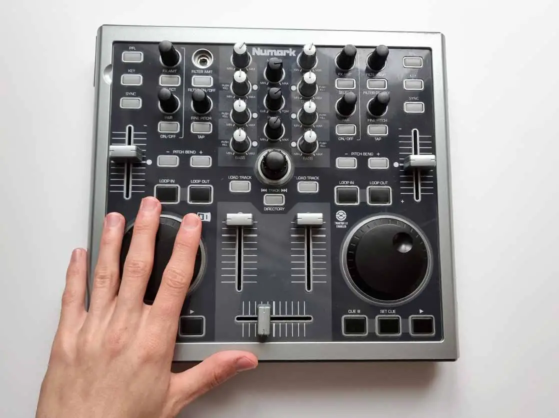 Numark Total Control – Review & Closer look after 15 years! - djgear2k