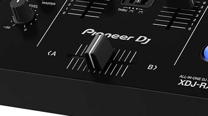 What Is a Crossfader on a DJ Controller? - djgear2k